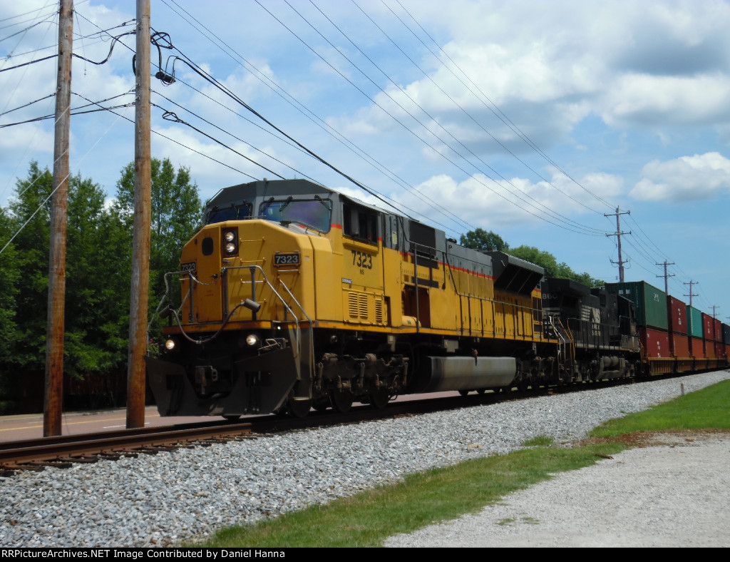 NS 7323